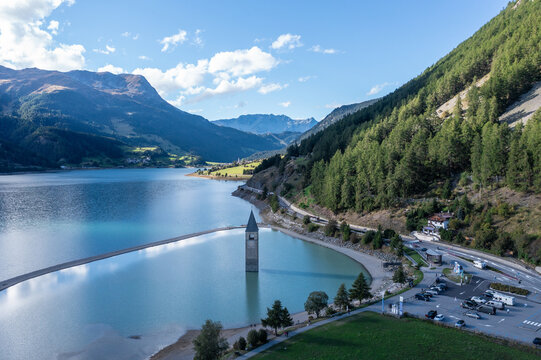 Reschenpass bilder – Bläddra bland 1,999 stockfoton, vektorer och ...