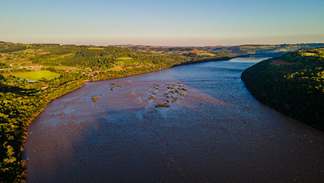 Imágenes de Fluvial: descubre bancos de fotos, ilustraciones, vectores ...