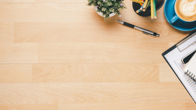 Free Desk Images – Browse 22,766 Free Stock Photos, Vectors, and Video ...