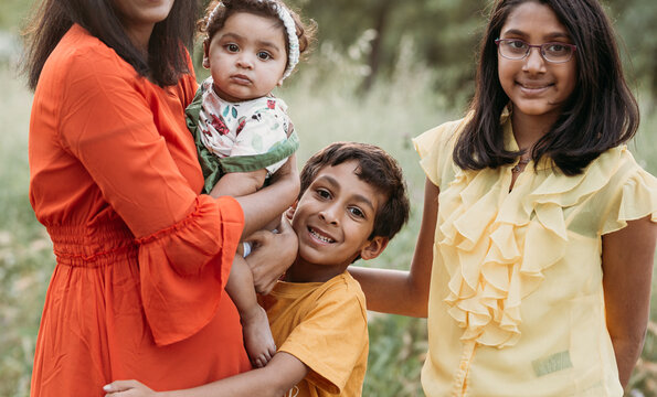 "Blended Family" Bilder – Durchsuchen 2,409 Archivfotos, Vektorgrafiken ...