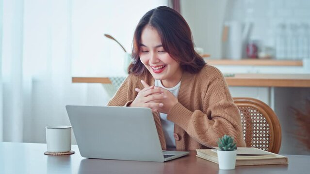 Hi Images – Browse 1,945,947 Stock Photos, Vectors, and Video | Adobe Stock