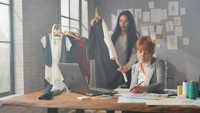 Clothes Production Images – Browse 281,613 Stock Photos, Vectors, and ...