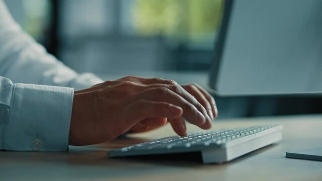 Using Keyboard Images – Browse 1,134,867 Stock Photos, Vectors, and ...