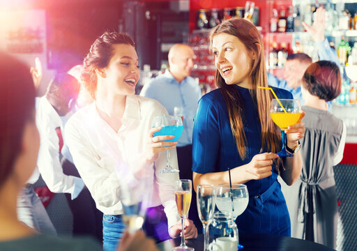 Imágenes de Enjoyable: descubre bancos de fotos, ilustraciones ...