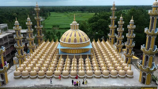 Imágenes de Gombuj: descubre bancos de fotos, ilustraciones, vectores y ...