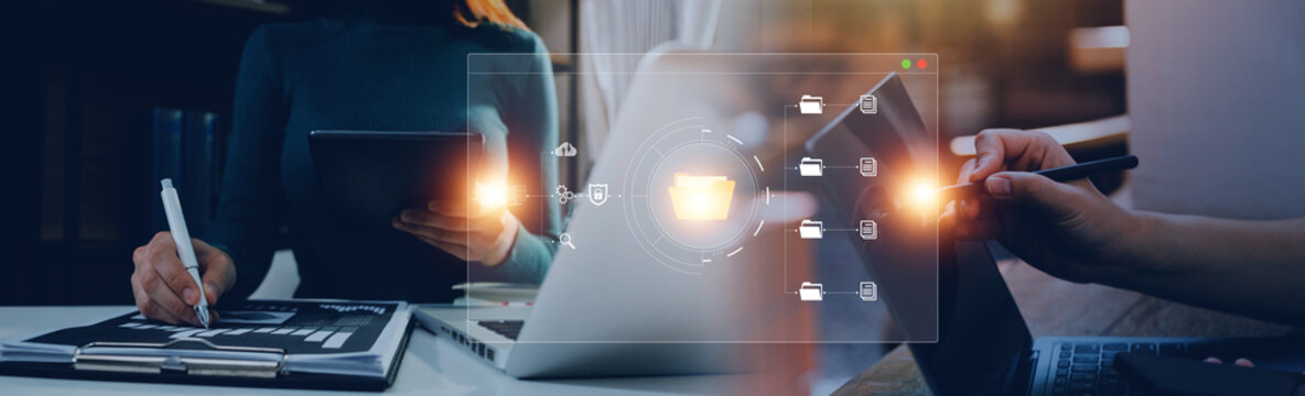 Prozessleitsysteme Bilder – Durchsuchen 17,421 Archivfotos ...