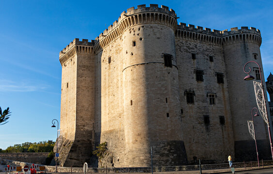 รูปภาพTarascon – เลือกดูภาพถ่ายสต็อก เวกเตอร์ และวิดีโอ753 | Adobe Stock