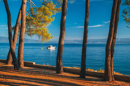 Jadran Bilder – Durchsuchen 1,062 Archivfotos, Vektorgrafiken und ...