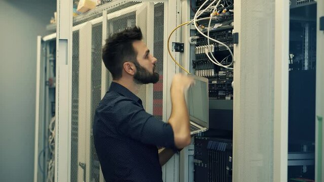 "Network Engineer" Images – Browse 4,005 Stock Photos, Vectors, and ...