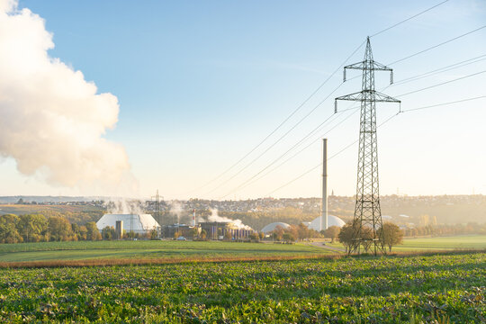 Strommast Bilder – Durchsuchen 96,297 Archivfotos, Vektorgrafiken und ...