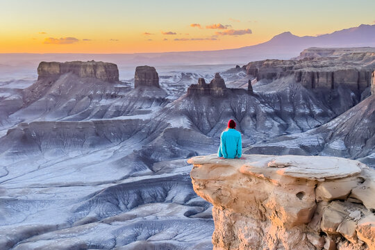 รูปภาพHanksville – เลือกดูภาพถ่ายสต็อก เวกเตอร์ และวิดีโอ2,299 | Adobe ...