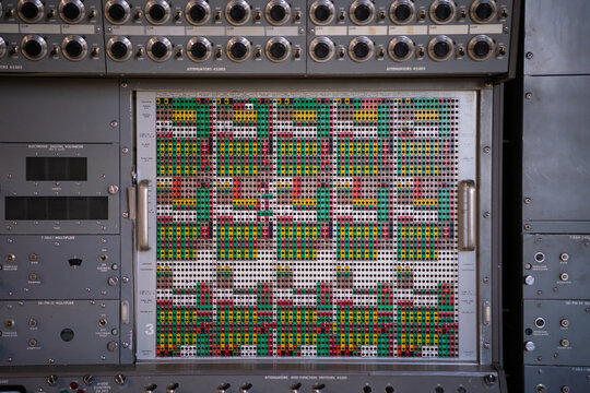 "Analog Computer" Images – Browse 57 Stock Photos, Vectors, and Video ...