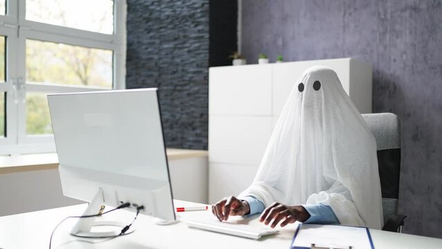 "Ghost Writer" Bilder – Durchsuchen 87 Archivfotos, Vektorgrafiken und ...