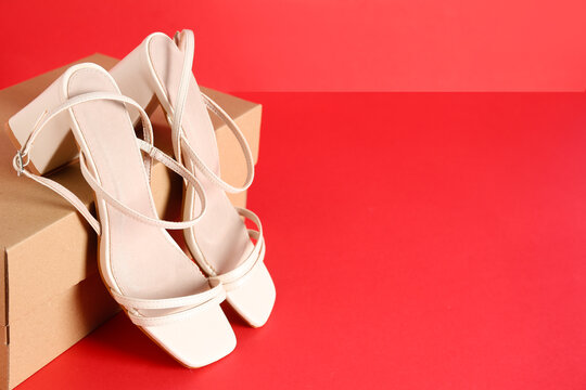 รูปภาพHeeled – เลือกดูภาพถ่ายสต็อก เวกเตอร์ และวิดีโอ567,059 | Adobe Stock