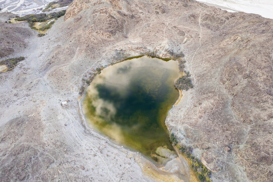 「Nobra」の画像 - 3,179 件の Stock 写真、ベクターおよびビデオ | Adobe Stock