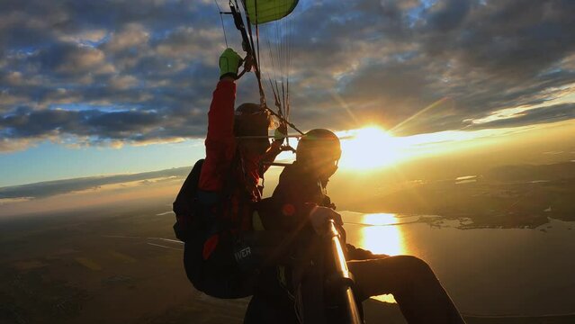 Imágenes de Estremecer: descubre bancos de fotos, ilustraciones ...
