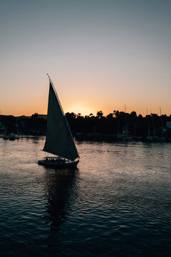 Feluke Bilder – Durchsuchen 3,514 Archivfotos, Vektorgrafiken und ...