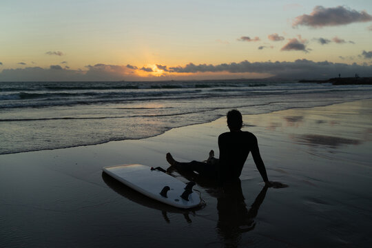 Shortboard Bilder – Durchsuchen 246,026 Archivfotos, Vektorgrafiken und ...