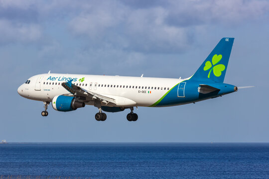 "Airbus A320" Bilder – Durchsuchen 13,383 Archivfotos, Vektorgrafiken ...