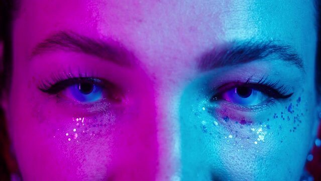 Mire Video Imagens – Procure 25,260 fotos, vetores e vídeos | Adobe Stock