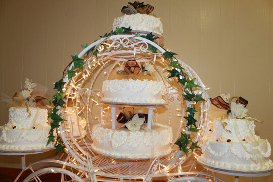 Unique Quinceanera Cakes