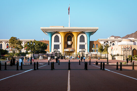"Al Alam Palace" Images – Browse 211 Stock Photos, Vectors, and Video ...