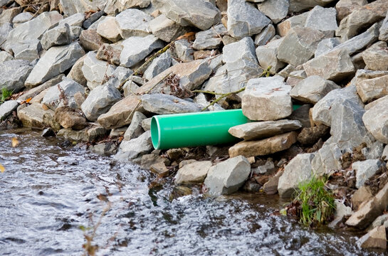 「Wasserablauf」の写真素材 | 274件の無料イラスト画像 | Adobe Stock