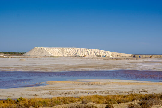 Salin-De-Giraud-Bilder: Stock-Fotos & -Videos. | Adobe Stock