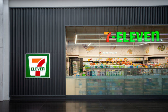 รูปภาพ7-11 – เลือกดูภาพถ่ายสต็อก เวกเตอร์ และวิดีโอ3,361 | Adobe Stock