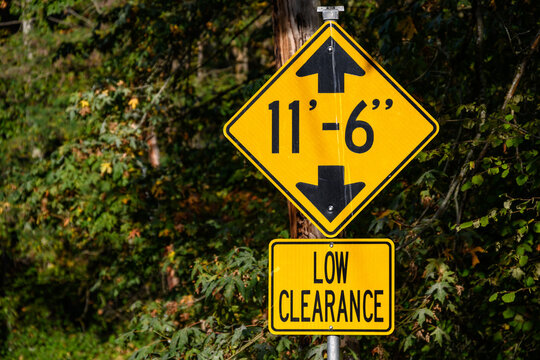 "Low Clearance" Images – Browse 137 Stock Photos, Vectors, and Video ...