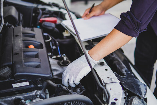 Motorcheck Bilder – Durchsuchen 88,234 Archivfotos, Vektorgrafiken und ...