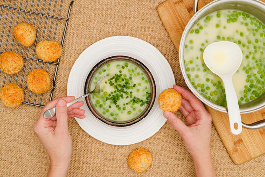 Backerbsensuppe Bilder – Durchsuchen 352 Archivfotos, Vektorgrafiken ...