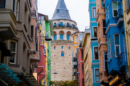Beyoglu 이미지 – 찾아보기 7,980 스톡 사진, 벡터 및 비디오 | Adobe Stock