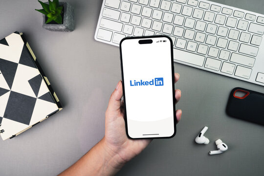 Linkedin Grey Logo Bilder – Durchsuchen 106 Archivfotos, Vektorgrafiken ...