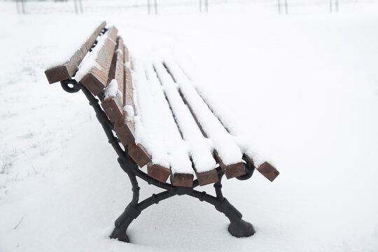 รูปภาพFrigid – เลือกดูภาพถ่ายสต็อก เวกเตอร์ และวิดีโอ2,445,686 | Adobe ...