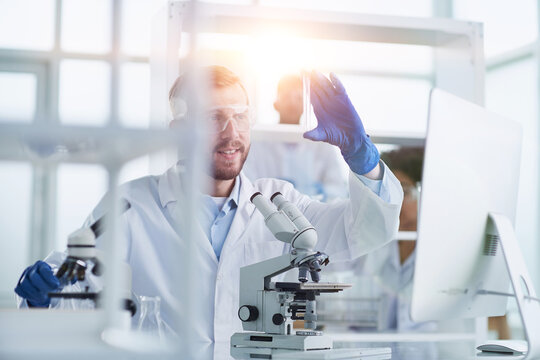 "Laboratory Research" Images – Browse 14,863 Stock Photos, Vectors, and ...