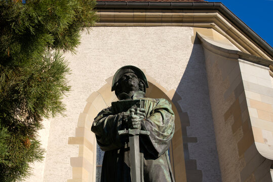 Ulrich Zwingli Statue