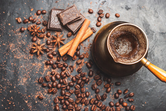 Dzezva Bilder – Durchsuchen 16,073 Archivfotos, Vektorgrafiken und ...