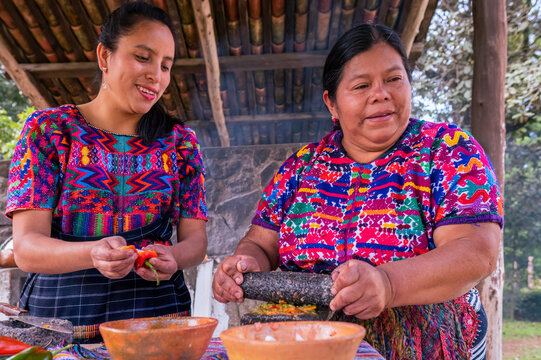 Versohlen-Bilder: Stock-Fotos & -Videos. | Adobe Stock