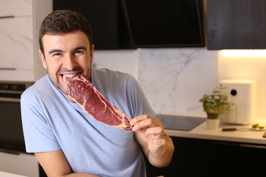 Man Eating Steak Images – Browse 12,694 Stock Photos, Vectors, and ...