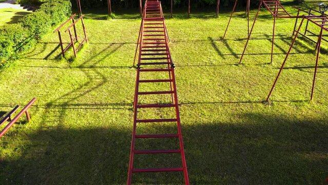 Metallleiter Bilder – Durchsuchen 67,083 Archivfotos, Vektorgrafiken ...