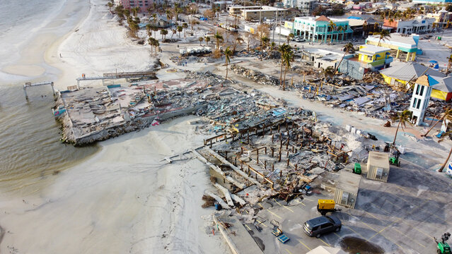 "Storm Surge" Billeder – Gennemse 9,331 stockfotos, vektorer og videoer ...