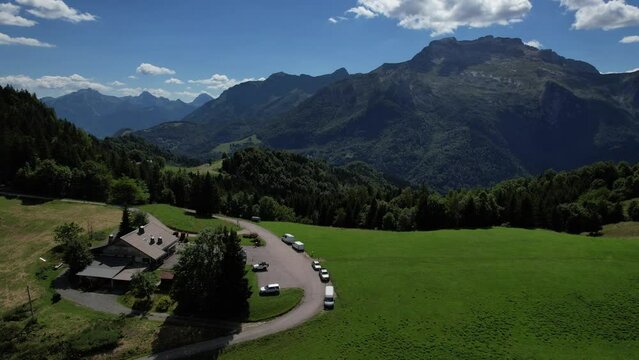 Aravis 이미지 – 찾아보기 4,234 스톡 사진, 벡터 및 비디오 | Adobe Stock