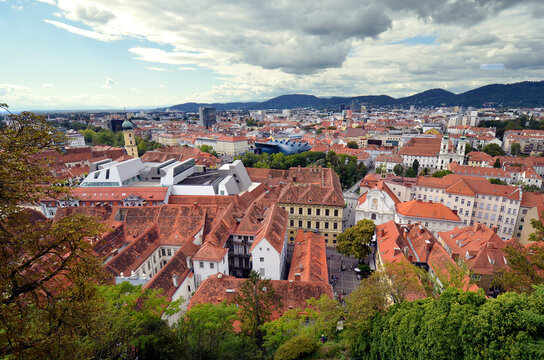 Styria bilder – Bläddra bland 28,119 stockfoton, vektorer och videor ...