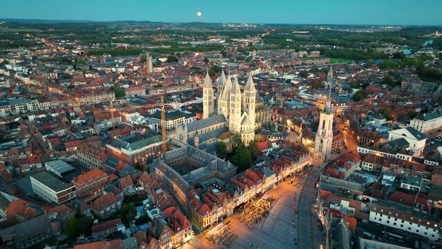 Wallonian Зображення — огляд 3,976 Стокові фото, векторні зображення й ...