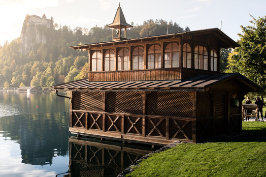 Triglau bilder – Bläddra bland 27,140 stockfoton, vektorer och videor ...