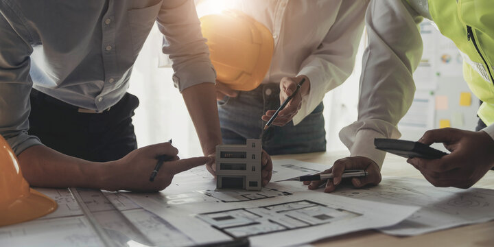 Partnerarbeit Bilder – Durchsuchen 523,037 Archivfotos, Vektorgrafiken ...