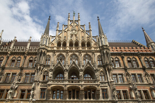 "Neues Rathaus" Images – Browse 3,083 Stock Photos, Vectors, and Video ...