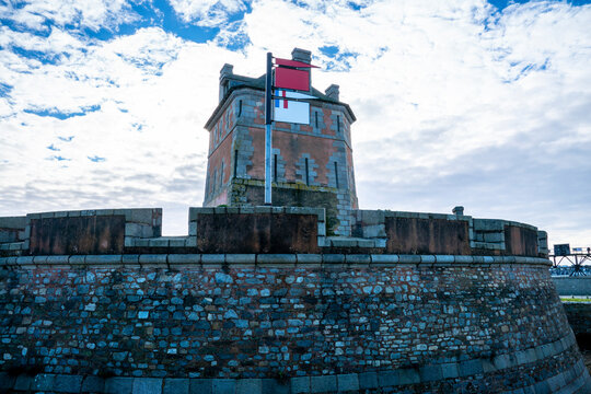 Vauban 이미지 – 찾아보기 9,186 스톡 사진, 벡터 및 비디오 | Adobe Stock