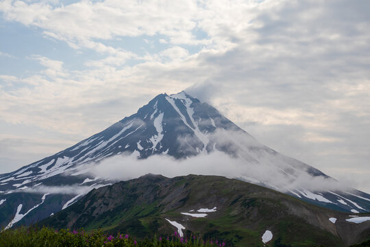 รูปภาพSopka – เลือกดูภาพถ่ายสต็อก เวกเตอร์ และวิดีโอ1,674 | Adobe Stock